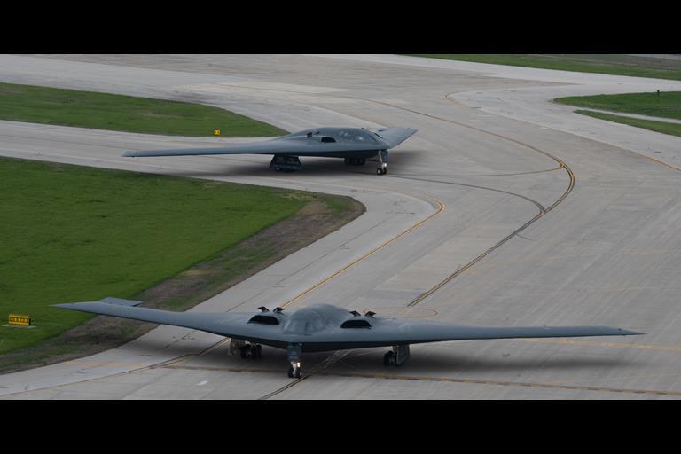 USAF launches show of force with 12 B-2 sortie | News | Flight Global